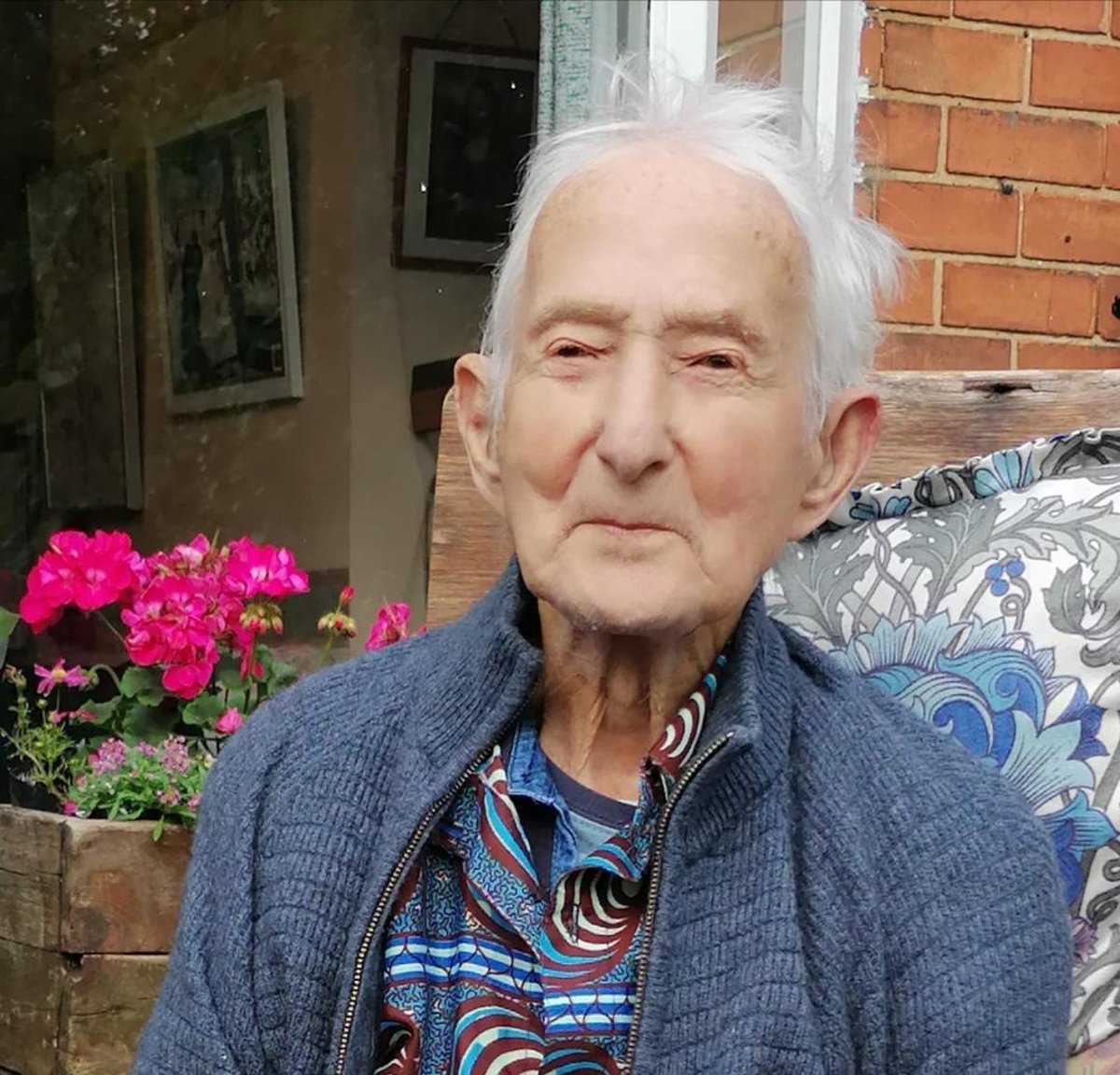 Really Interesting People - DON SUTHERLAND, aged 103